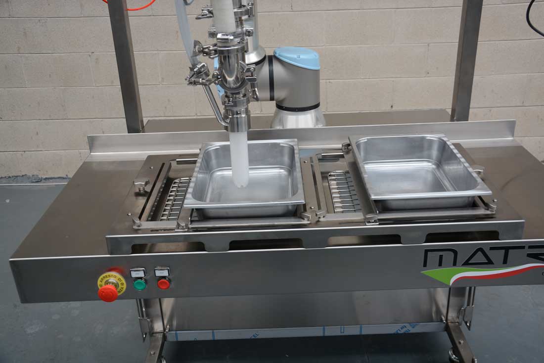 MR PLUS Flexible filling collaborative robot - Matrix