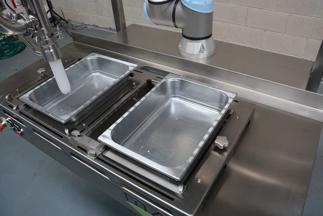 MR PLUS Flexible filling collaborative robot - Matrix